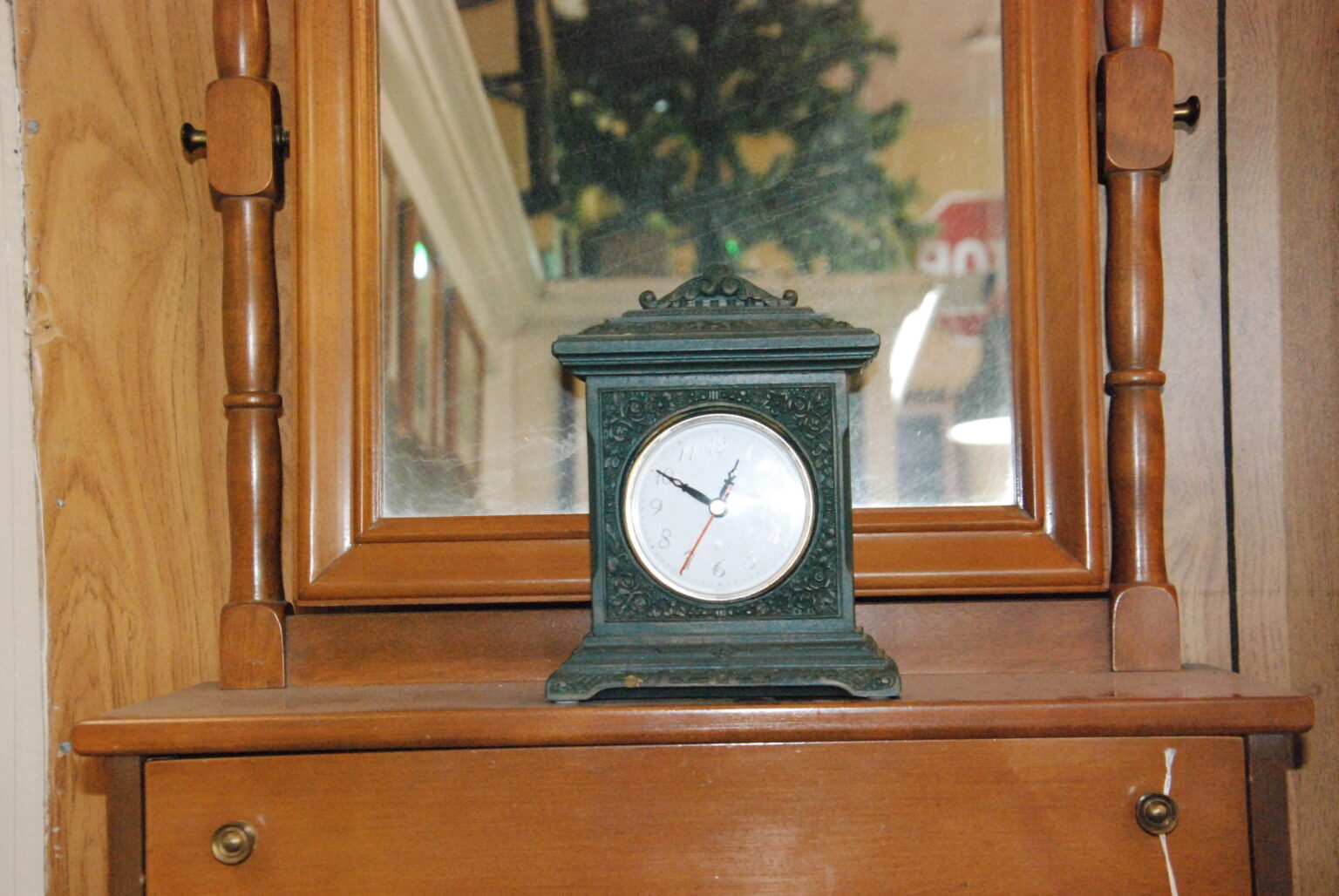 Vintage Wooden Clock – Sweetwater Antiques